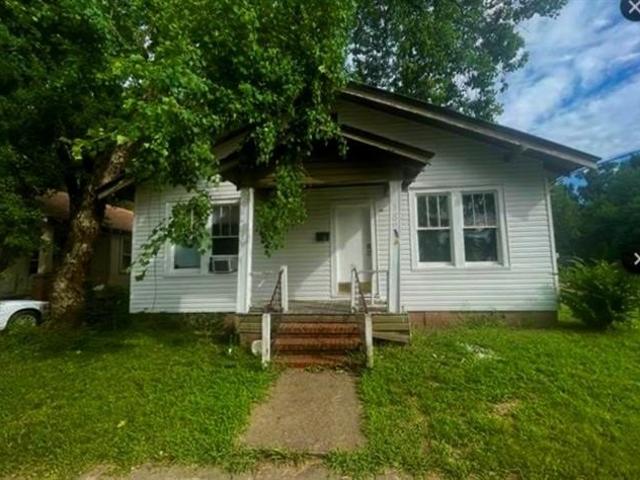 1827 Monroe St, Alexandria, LA 71301