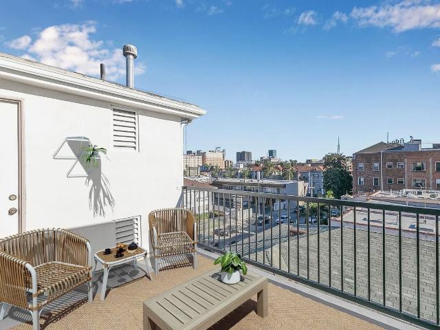 1827 N Wilcox Ave 2 Bedroom Apartment for Rent at 1827 Wilcox Ave, Los Angeles, CA 90028 Hollywood Hills West