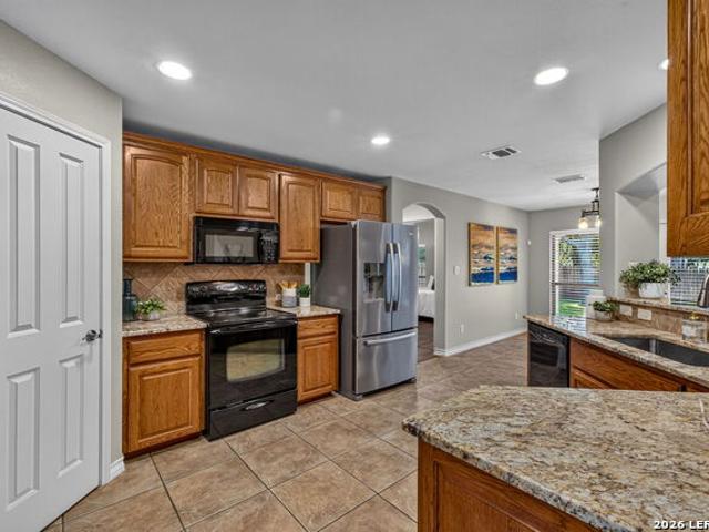 1827 Oakline