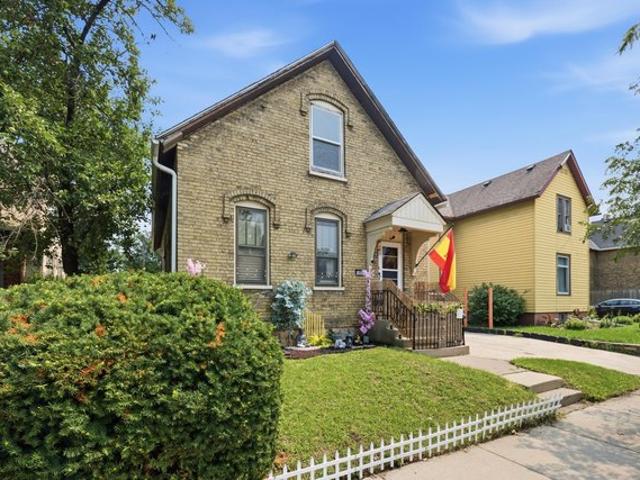 1827 Green St, Racine, WI 53402