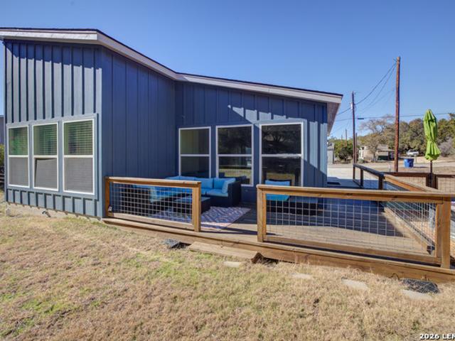 1827 Live Oak