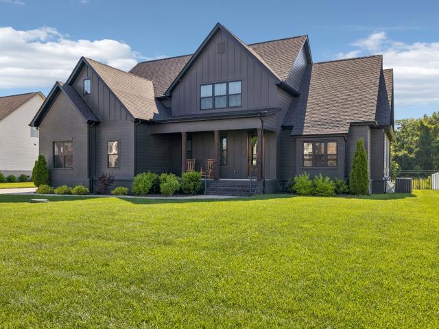 1827 Rhonda Dr