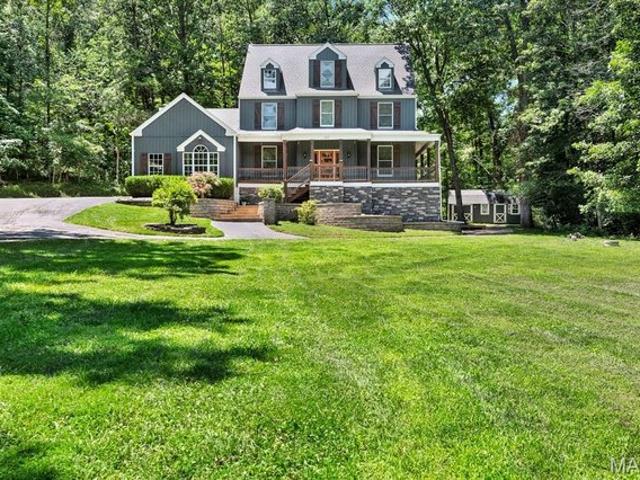 1827 Shiloh Woods Rd, Wildwood, MO 63005