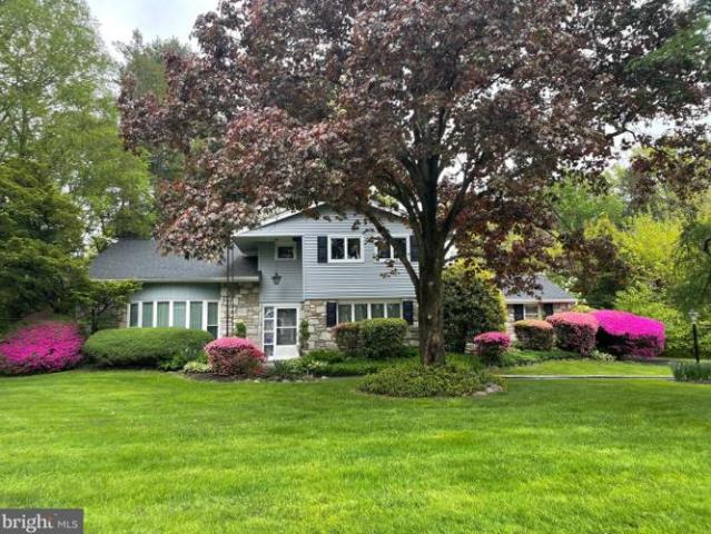 1827 Terrace Dr, Ambler, PA 19002