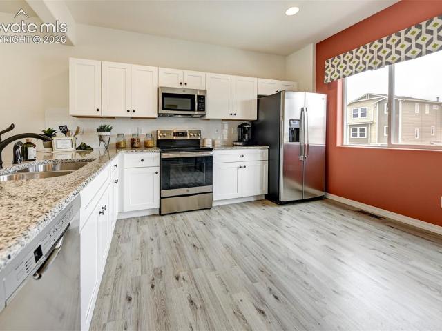1827 Wildland Heights