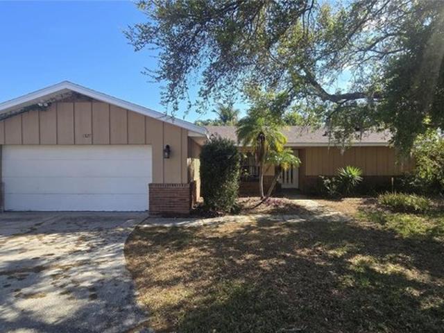 1827 76th St W, Bradenton, FL 34209