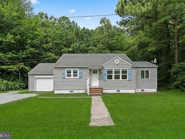18286 Woodland Ave, Parksley, VA 23421