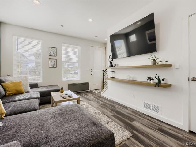 18288 E 49th Place