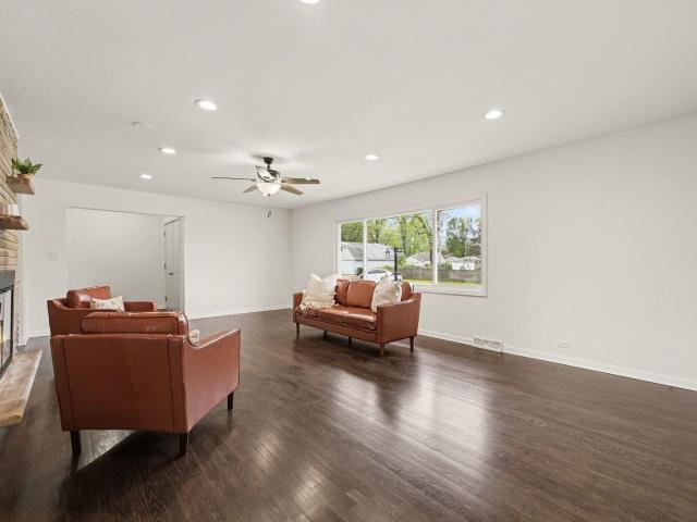 18289 Burnham Avenue