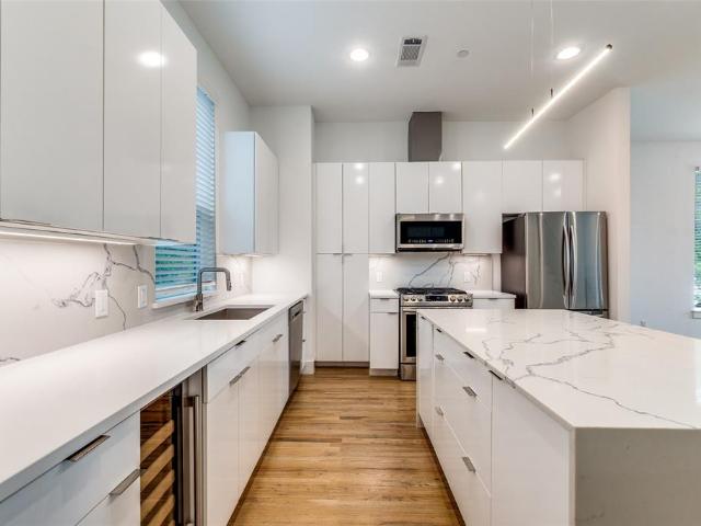 1828 N Garrett Avenue # 102