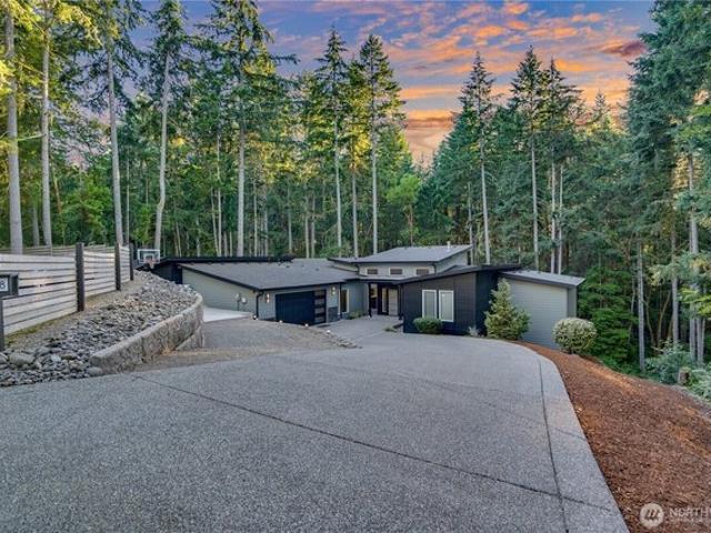 1828 Clorindi Cir NW, Gig Harbor, WA 98335