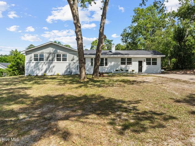 1828 Courtney Drive