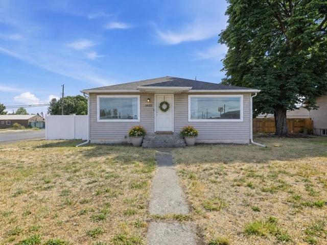 1828 E Francis Ave, Spokane, WA 99208