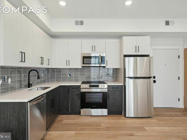 1828 Frankford Ave 302, Philadelphia, PA