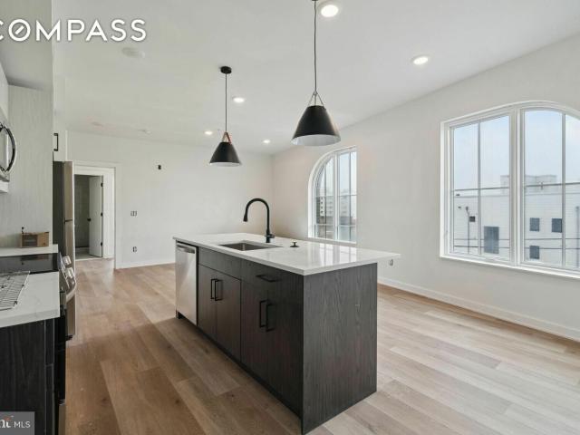 1828 Frankford Ave 401, Philadelphia, PA