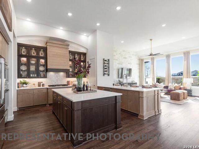 1828 Haecker View