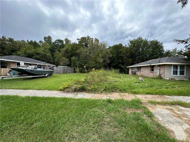1828 Heights Dr Lot 13, Saint Bernard, LA 70085