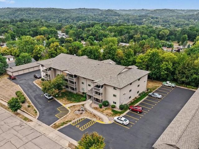 1828 Perlich Ave Apt 2A, Red Wing, MN 55066