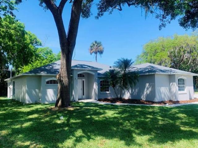 1828 Pine Tree Dr, Edgewater, FL 32132