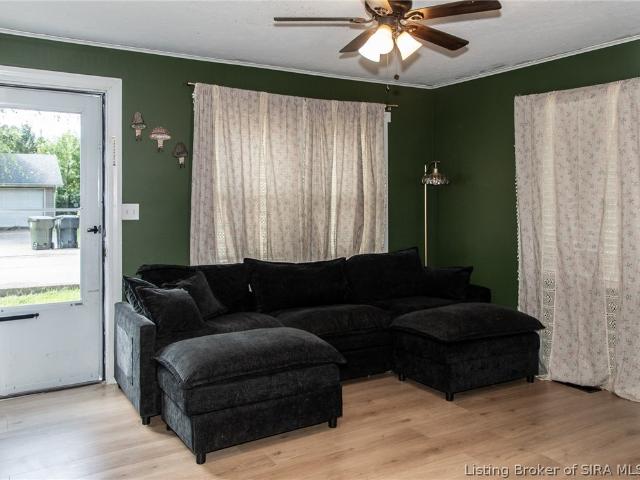 1828 Scott Road