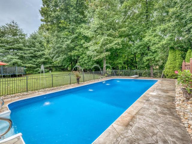 1828 Weaver Branch Road