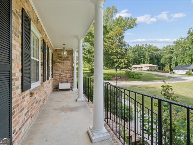 1828 Wiggins Circle SW