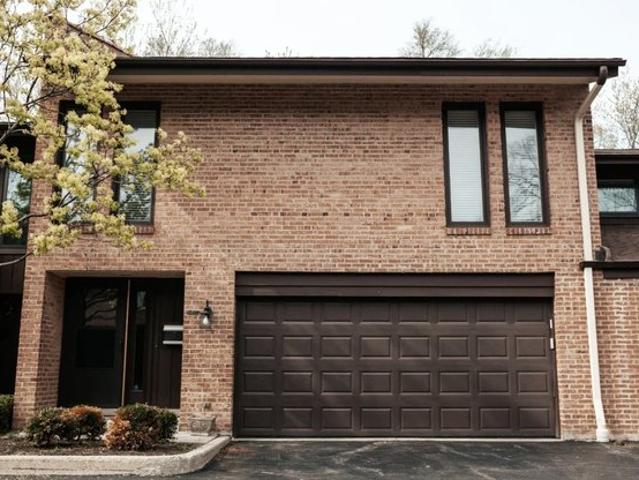 1828 Wildberry Dr Unit C, Glenview, IL 60025