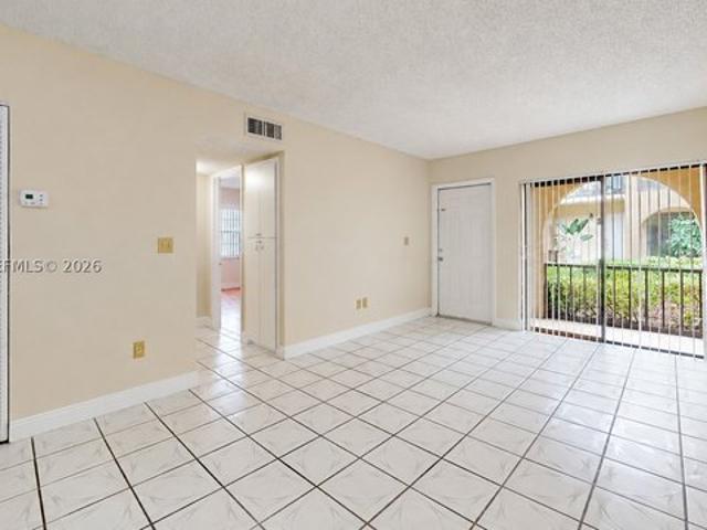 18296 Mediterranean Blvd Unit 3 4, Hialeah, FL 33015