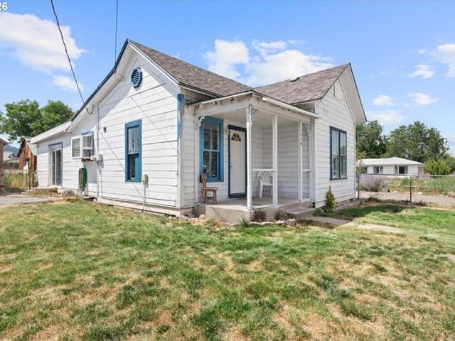 1829 Chestnut St, Baker City, OR 97814