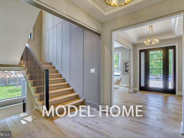 1829 Deer Drive
