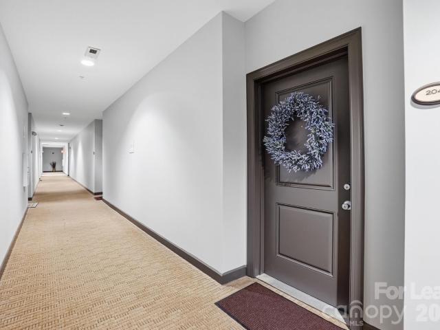 1829 Kenilworth Avenue # 204