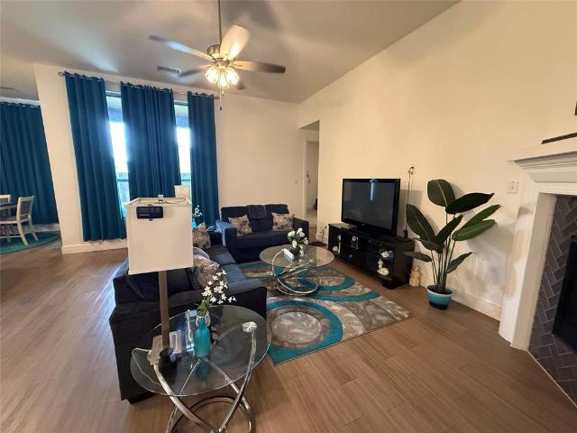 1829 Lockhart Drive