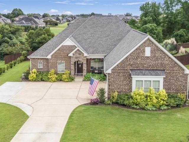 1829 Riverton Dr, Prattville, AL 36066