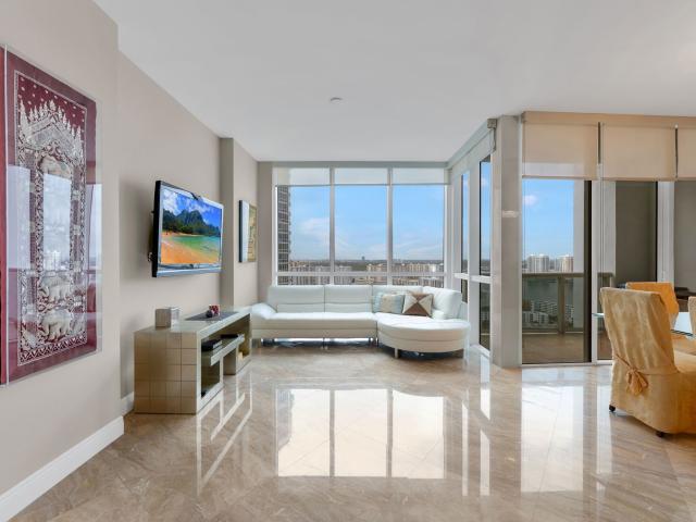 18201 Collins Ave Unit# 3907, Sunny Isles Beach, US, FL