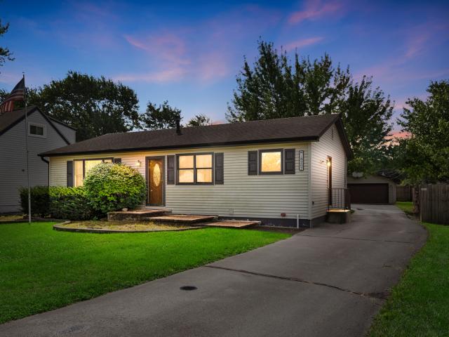 18207 W Big Oaks Road