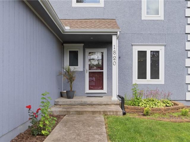 1820 N 160th Street
