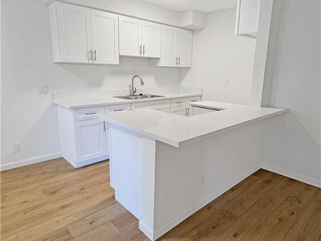 1820 N Edgemont 2