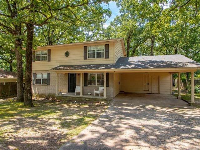 1820 Aztec Dr, North Little Rock, AR 72116