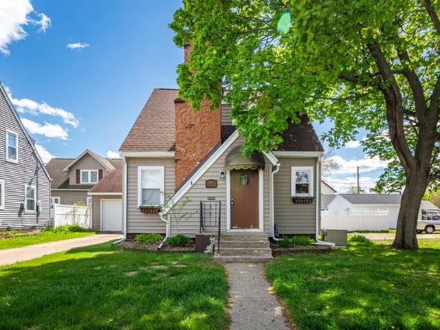1820 Denton St, La Crosse, WI 54601