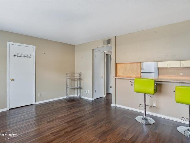 1820 E Kings Highway # 42