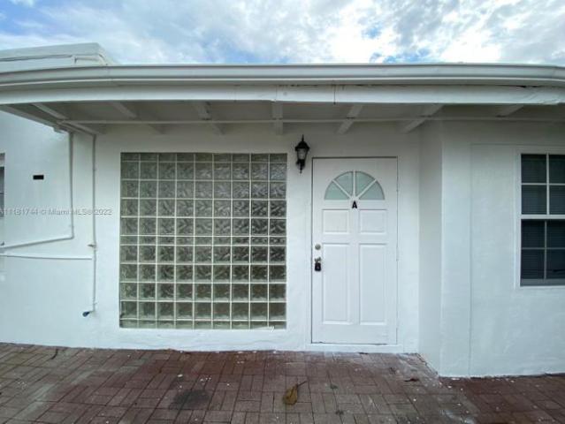1820 Funston St #A Hollywood, FL 33020