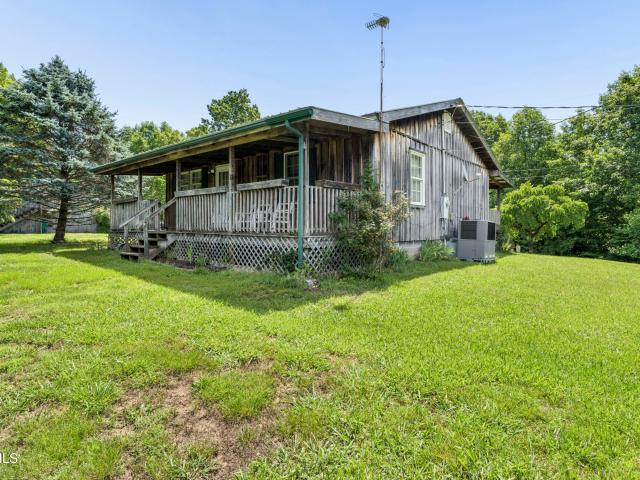 1820 Frank Roberts Road