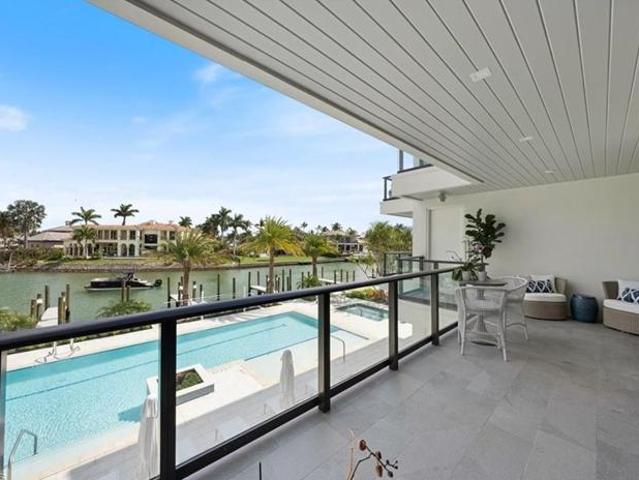 1820 Gulf Shore Blvd N #203, Naples, FL 34102