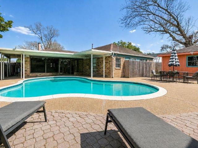 1820 Green Oak Road