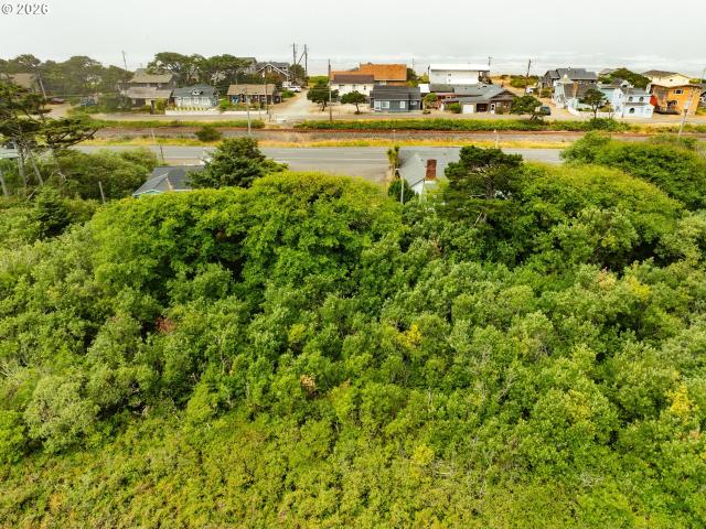 1820 highway 101