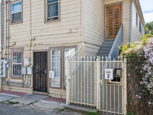 1820 International Blvd, Oakland, CA 94606