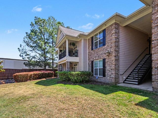 1820 Jennifer Lane 204