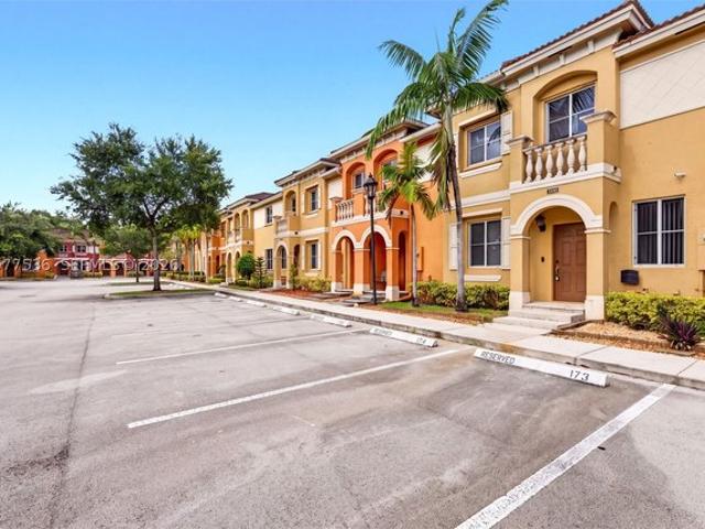 1820 SW 89th Ter, Miramar, FL 33025