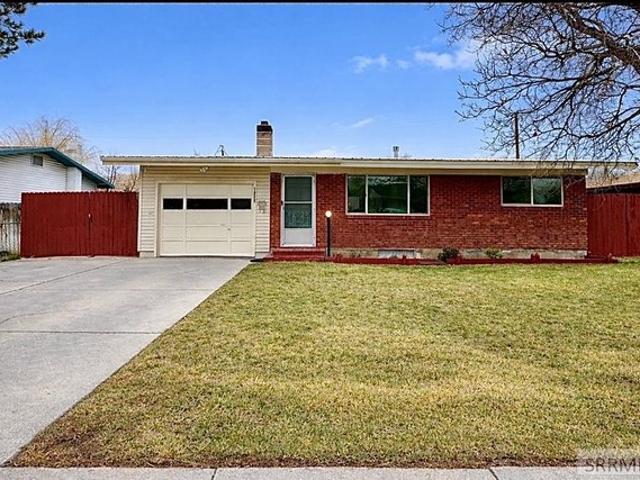 1820 S Falcon Dr, Ammon, ID 83406