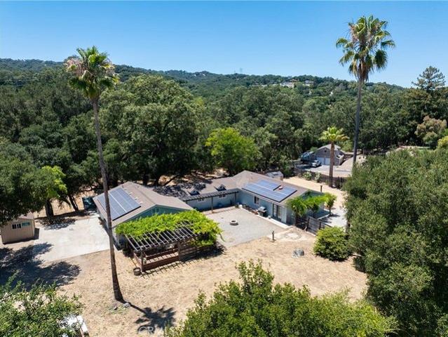 1820 San Ramon Rd, Atascadero, CA 93422